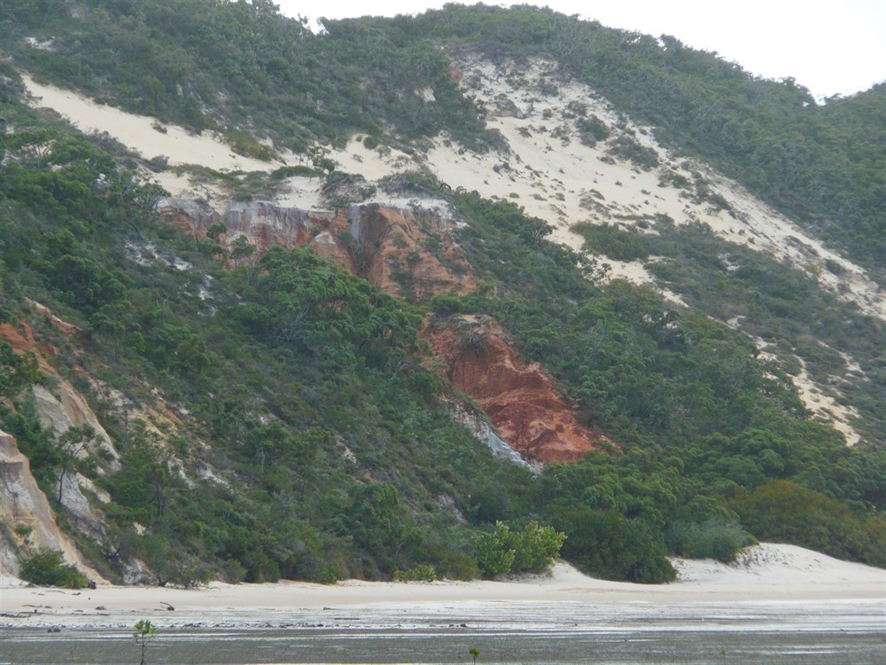 Elim Beach Coloured Sands QLD @ ExplorOz Places