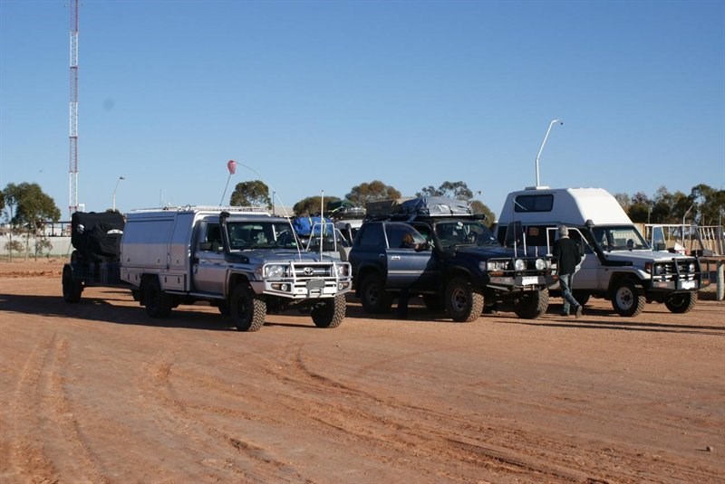 A bush camp on the Giles Mulga Park Road - Ahh the serenity @ ExplorOz ...