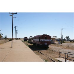 "Destination Unknown" Day 4 - The Oodnadatta Track, The Ghan, Lake Eyre ...