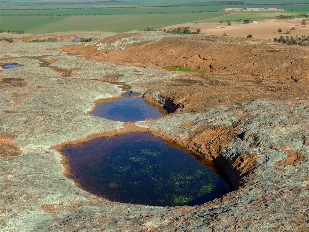 Mount Wudinna SA @ ExplorOz Places