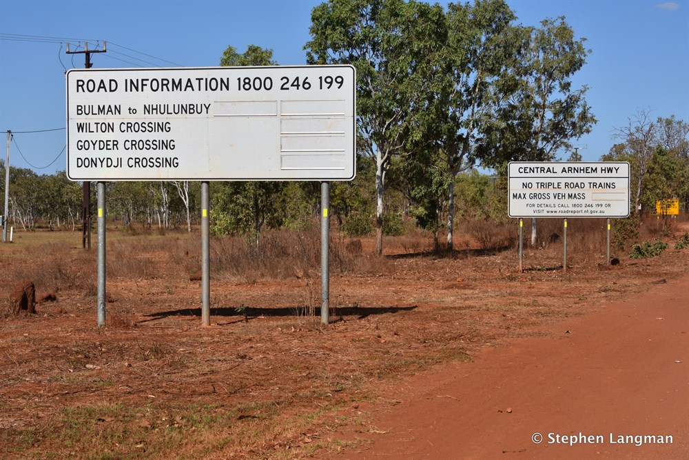 Bulman NT @ ExplorOz Places