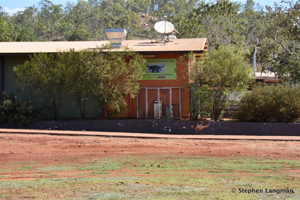 Bulman NT @ ExplorOz Places