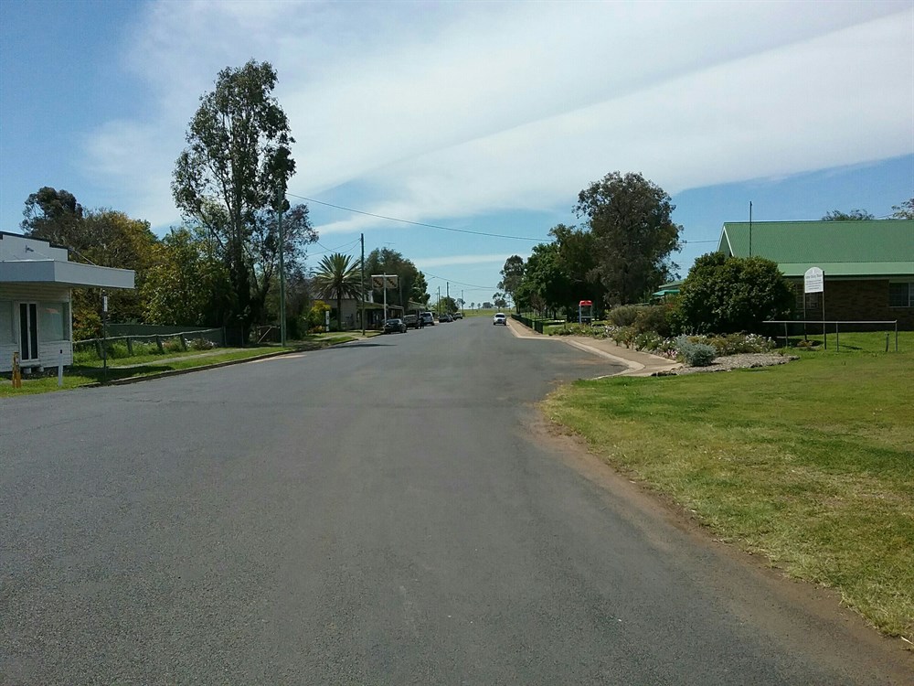 Nobby QLD @ ExplorOz Places