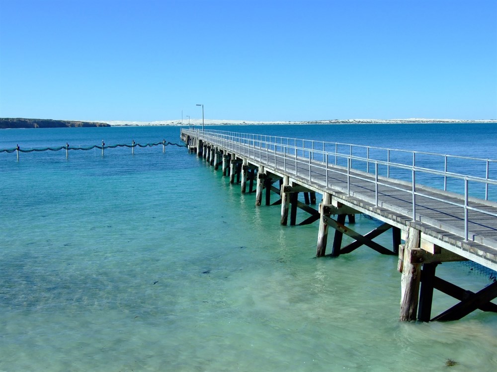 Point Sinclair SA @ ExplorOz Places