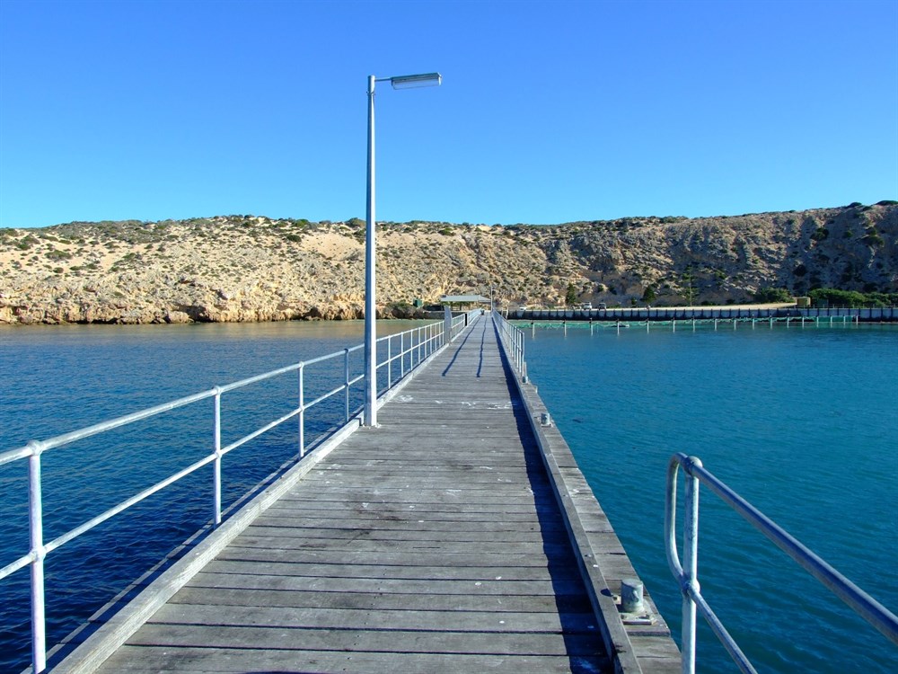 Point Sinclair SA @ ExplorOz Places