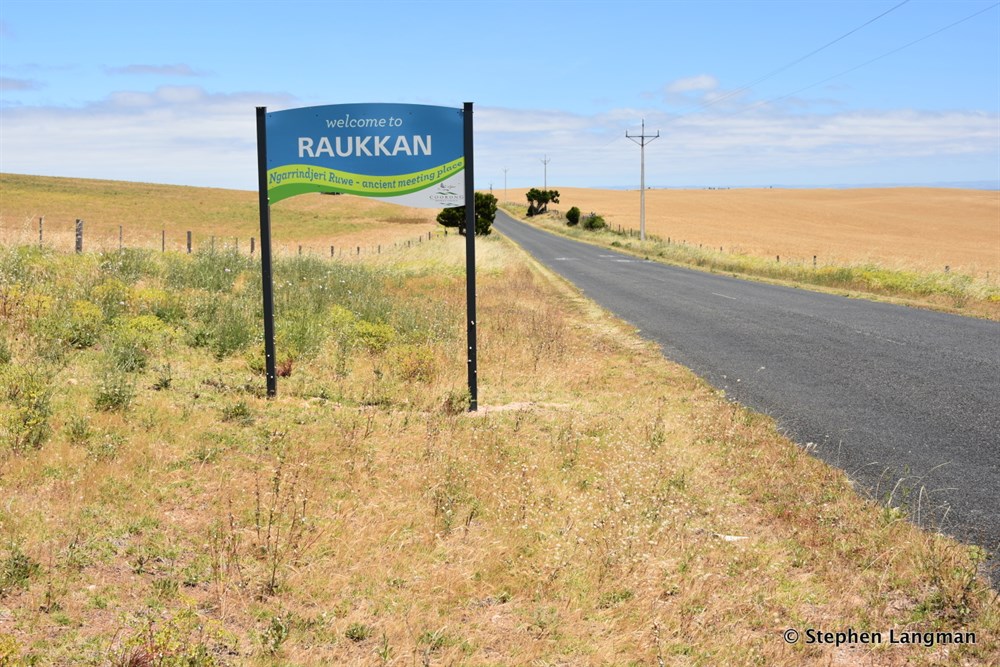 Raukkan SA @ ExplorOz Places