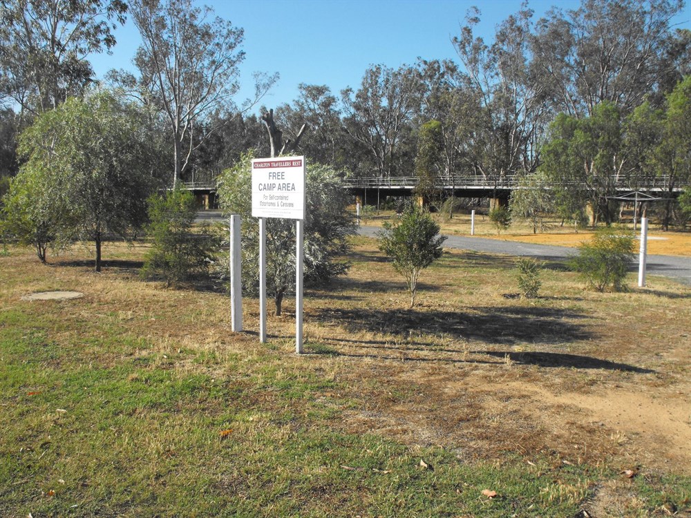 Charlton VIC @ ExplorOz Places