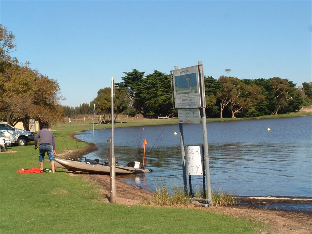 Deep Lake VIC @ ExplorOz Places