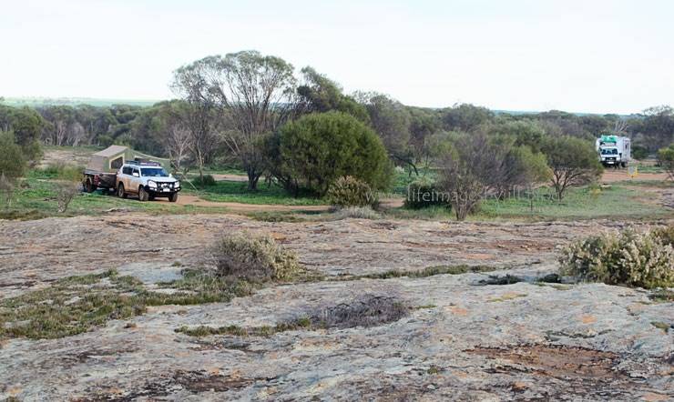 Buntine Rocks WA @ ExplorOz Places