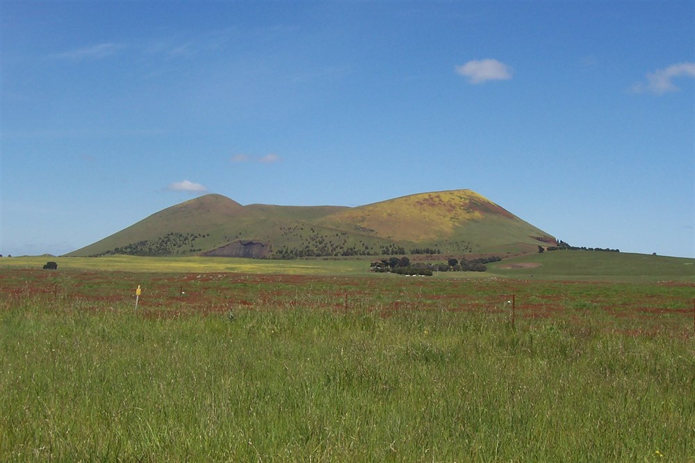Mount Elephant VIC @ ExplorOz Places